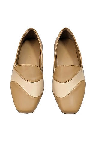 Designer Shoes - Buy Luxury Collection of Shoes For Women Online 2024