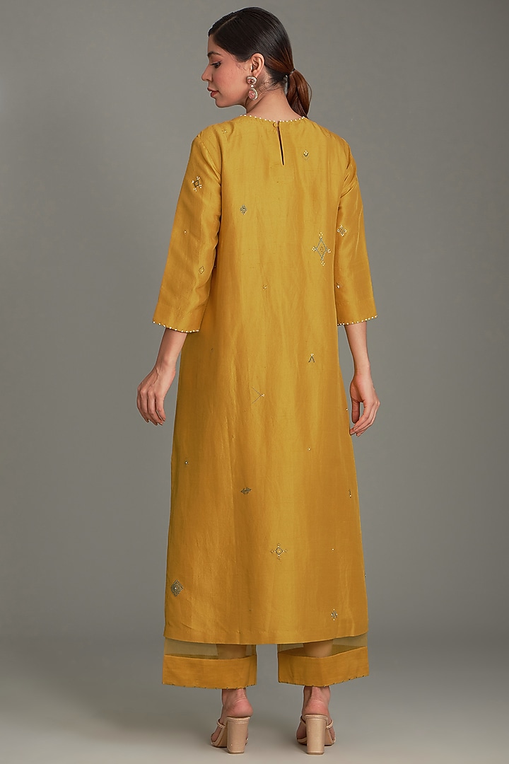 Mustard Mulberry Silk Kurta Set by Divyam Mehta at Pernia's Pop Up Shop ...