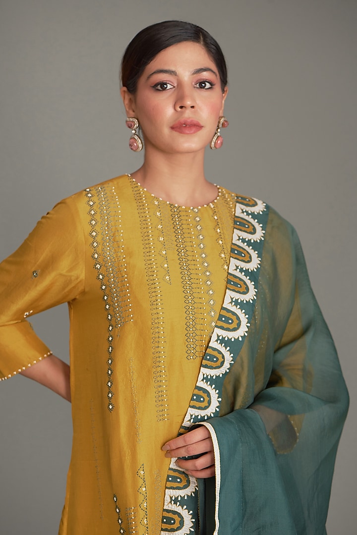 Mustard Mulberry Silk Kurta Set by Divyam Mehta at Pernia's Pop Up Shop 2025