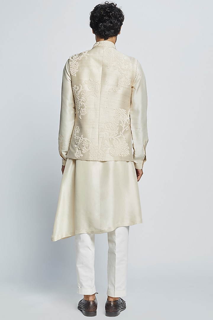 Ivory Embroidered Sadri Bundi Jacket Set by Divyam Mehta Men at Pernia ...