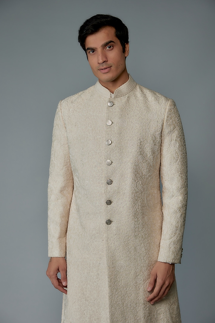 Ivory Silk Embroidered Groom Sherwani Set by Divyam Mehta Men at Pernia ...