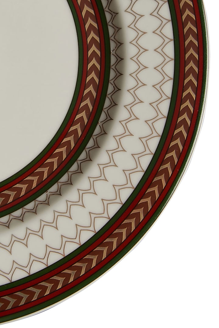 Ivory & Maroon Baagh Dinner Plate (Set of 4) by Ritu Kumar Home at ...