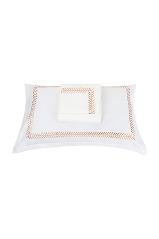 Veda Homes - Buy Bedsheet Set, Bed Linen, Bedding Sets Online 2025