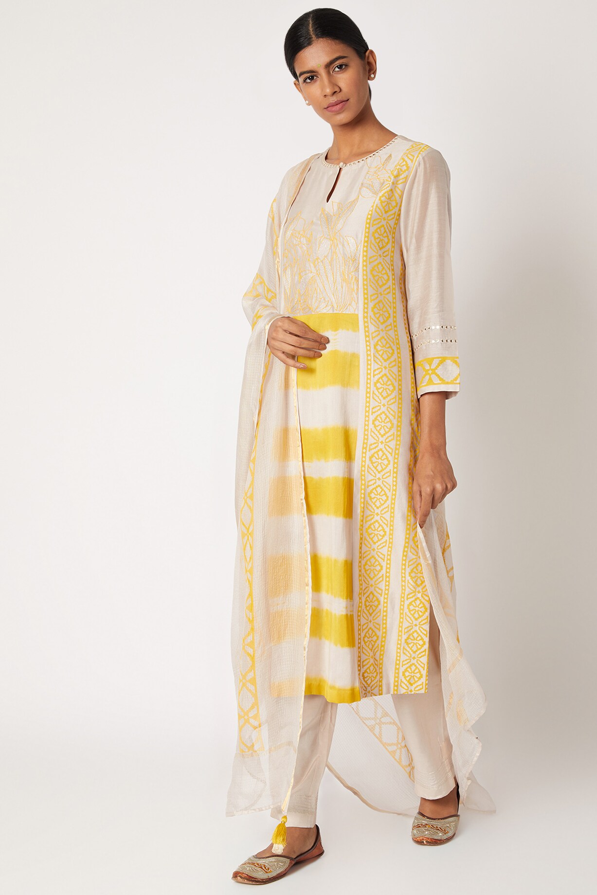 White Printed & Embroidered Kurta Set Design by Devnaagri at Pernia's ...