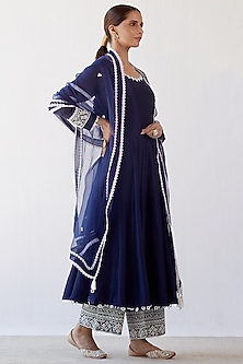 Black Chanderi Embroidered Anarkali Set by Devnaagri at Pernia's Pop Up ...