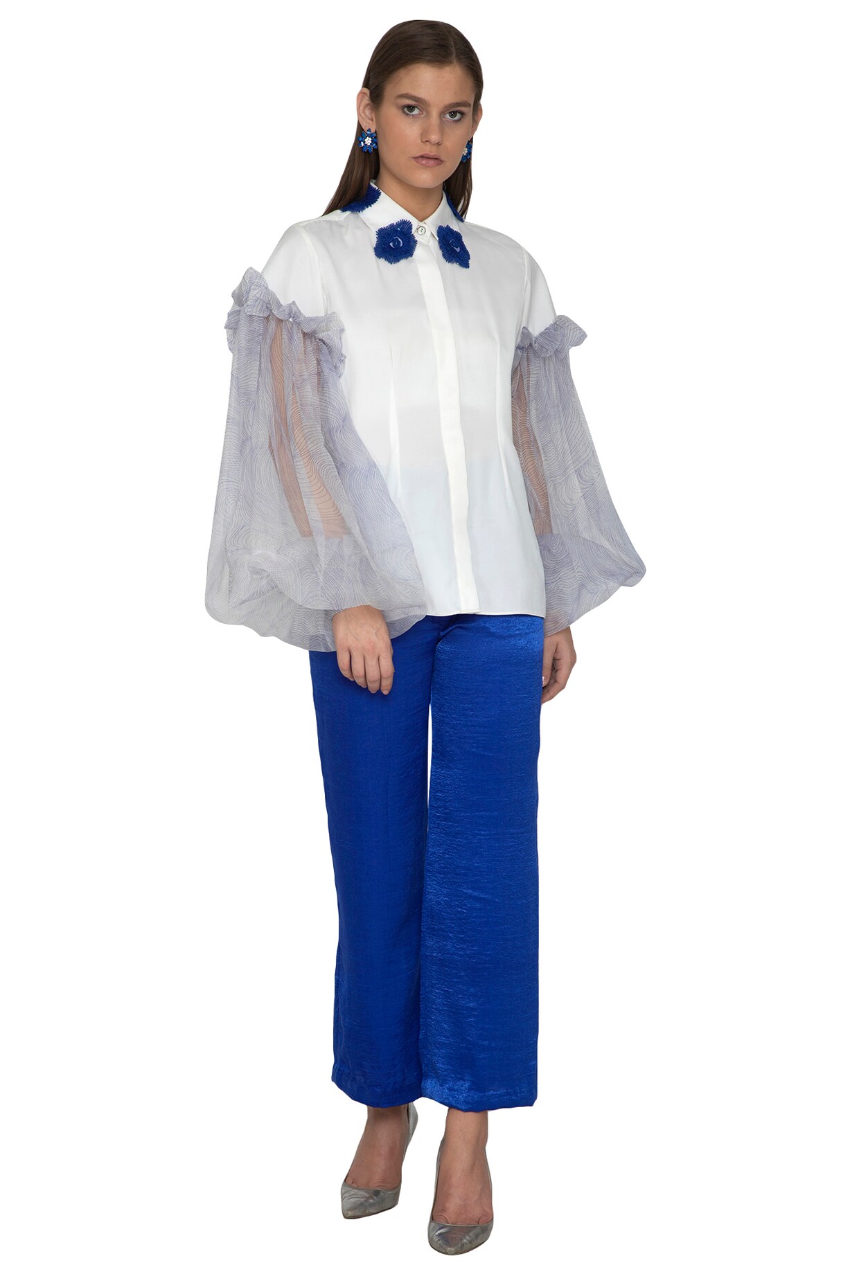 White Embroidered Shirt With Trouser Pants by Eshaani Jayaswal at ...