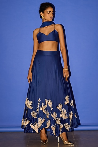 Blue Silk Floral Embroidered Wedding Lehenga Set by Esha Arora at ...