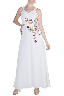 Etre Designer: Shop Dresses, Tops, Skirts, Pants, Croptops