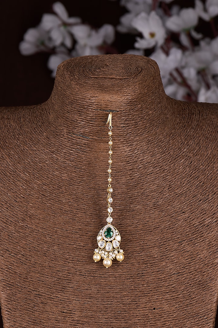 Gold Finish Moissanite Polki Maangtikka In Sterling Silver by Hunar at ...