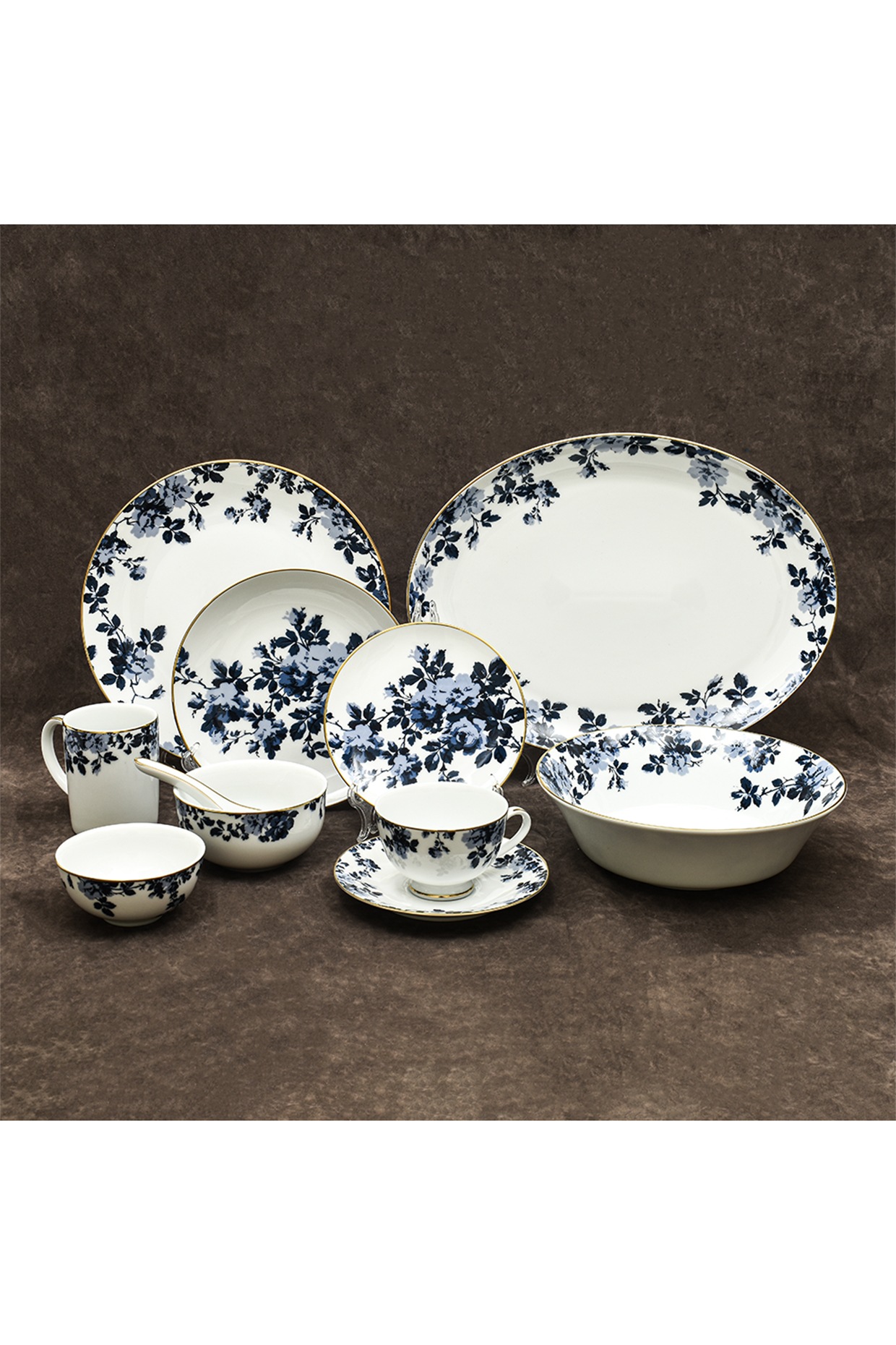 Blue Porcelain Dinner Set Of 27 by ICHKAN at Pernia's Pop Up Shop 2025