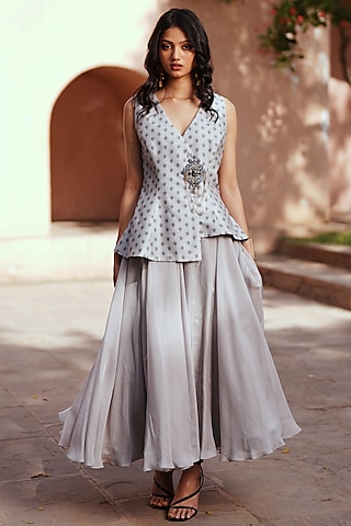 Isha Gupta Tayal - Buy Sarees, Lehenga, Gowns, Dresses Online 2025