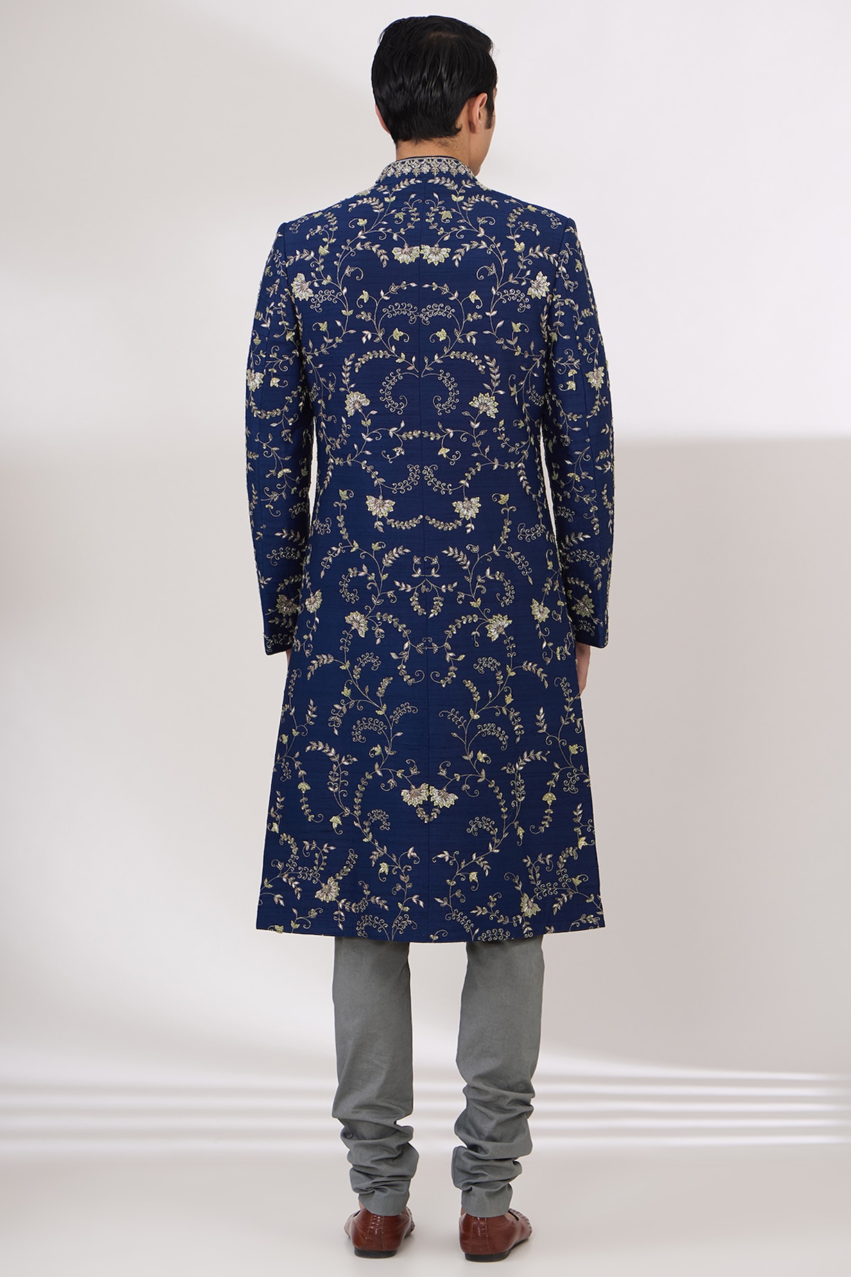 Navy Blue Silk Hand Embroidered Groom Sherwani Set by JAYANTI REDDY MEN ...