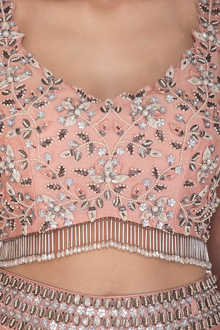 Peach Embroidered Lehenga Set by J by Jannat at Pernia's Pop Up Shop 2025