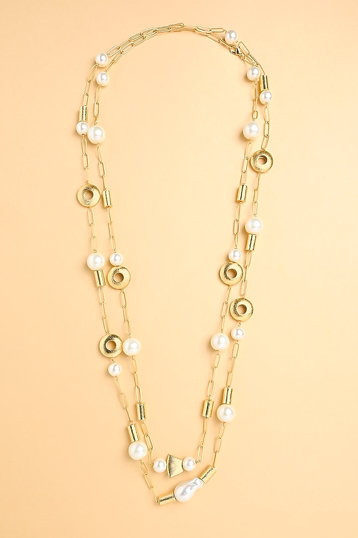 Gold Finish Chunklet & Pearl Necklace by Joules By Radhika at Pernia's ...