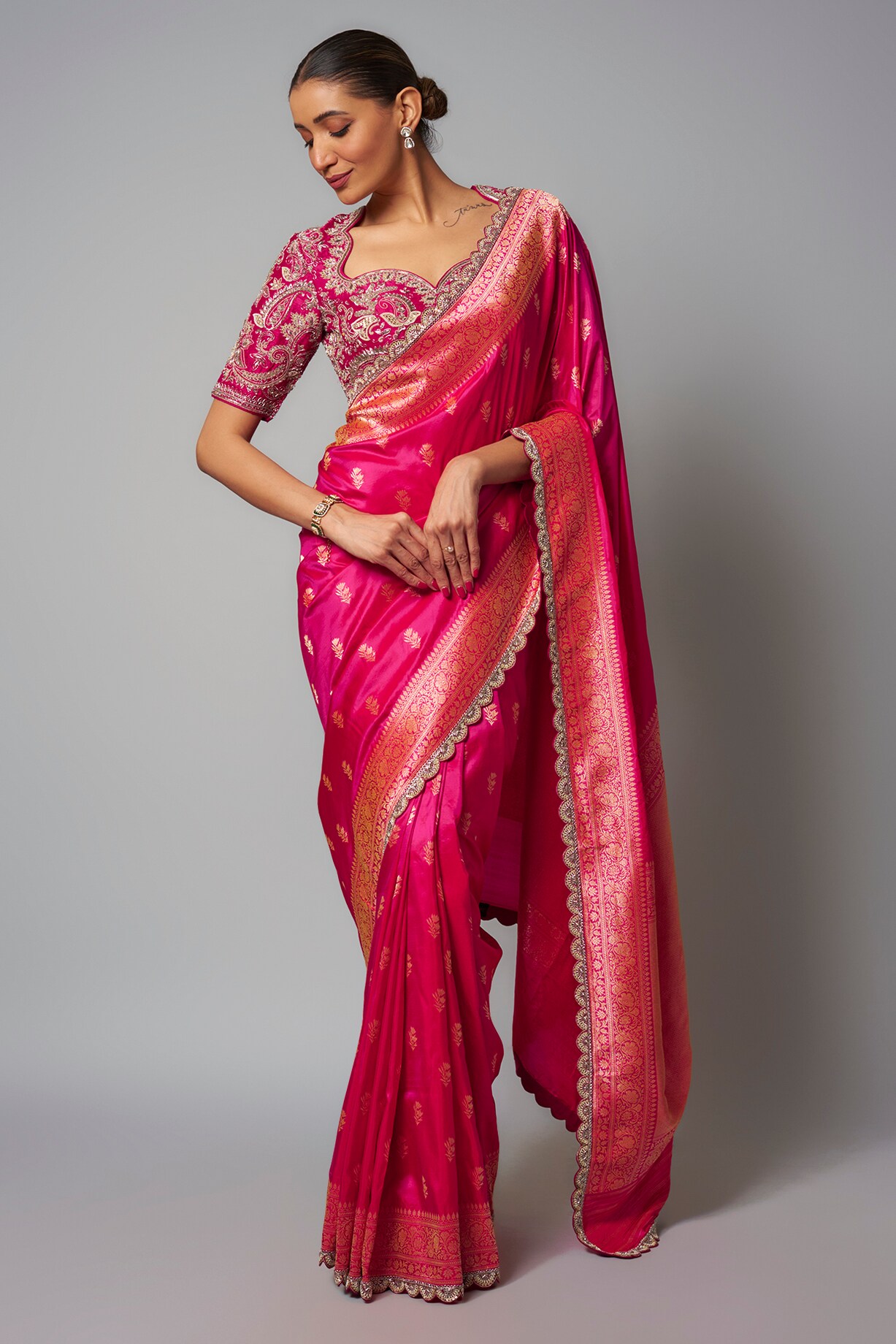 Pink Banarasi Saree Set by Jayanti Reddy at Pernia's Pop Up Shop 2025