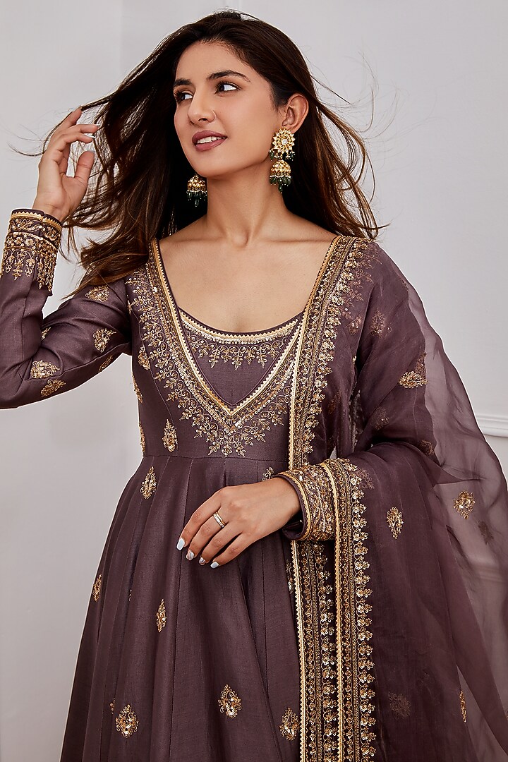 Dark Purple Embroidered Anarkali Set by Jigar Mali at Pernia's Pop Up ...
