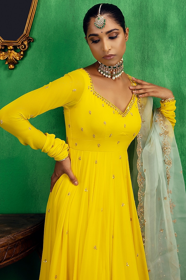 Yellow Embroidered Anarkali Set by Jigar Mali at Pernia's Pop Up Shop 2025