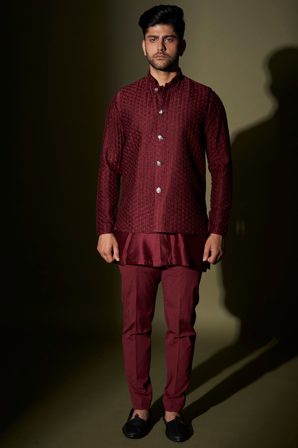 Maroon Chanderi Silk Thread Embroidered Bundi Jacket Set by KAAJ Button at Pernia's Pop Up Shop 2024