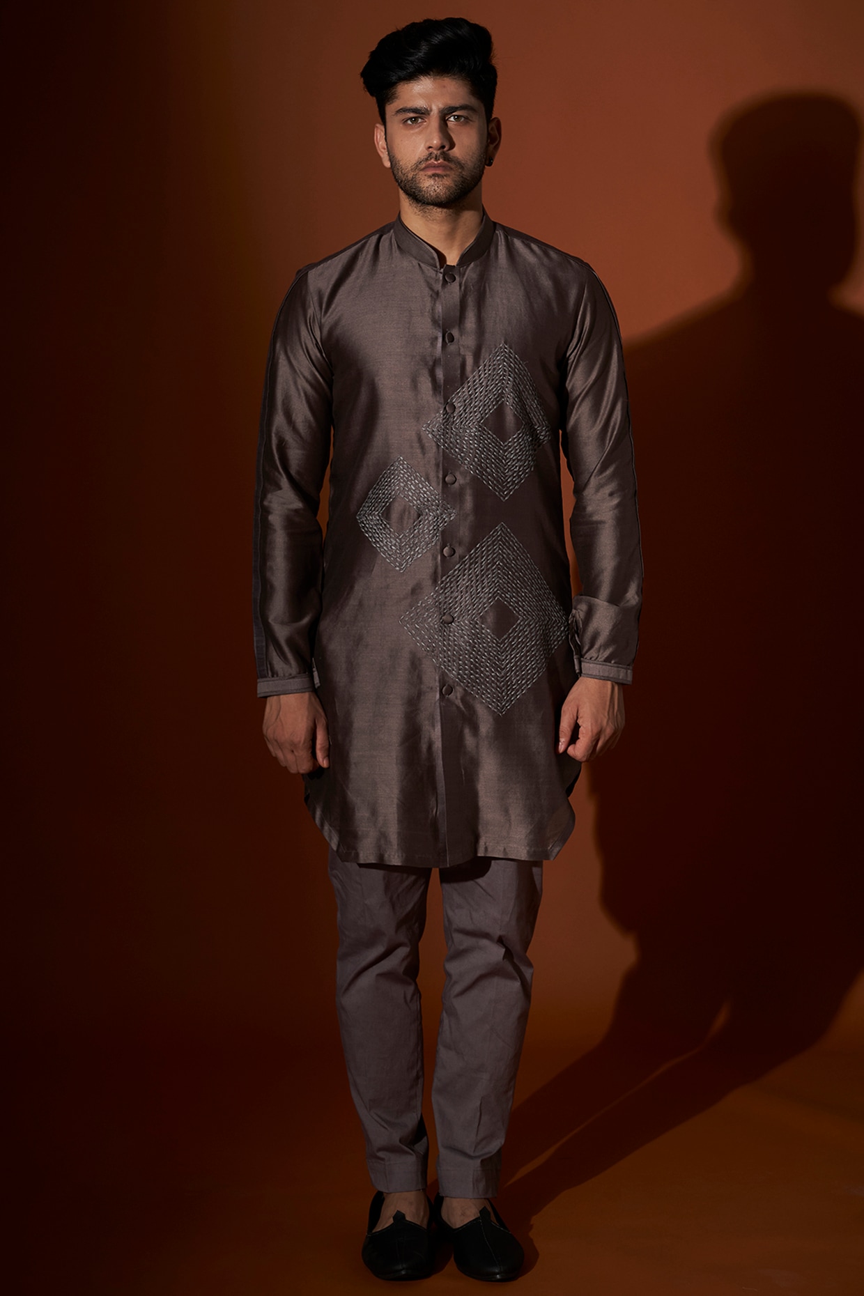 Grey Embroidered Kurta Set by KAAJ Button at Pernia's Pop Up Shop 2025