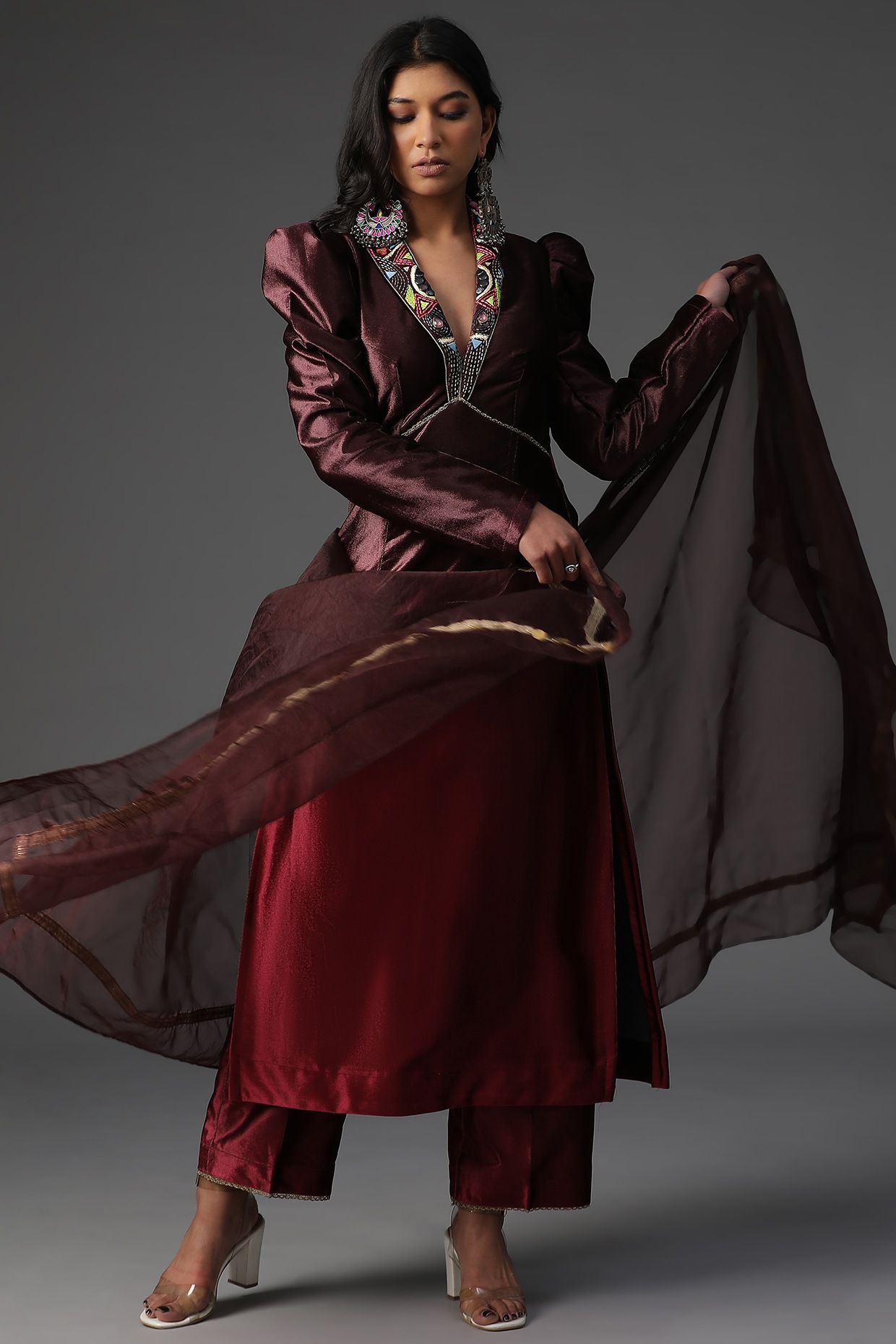 Brown Ombre Velvet Embroidered Kurta Set by Arpita Sulakshana at Pernia ...