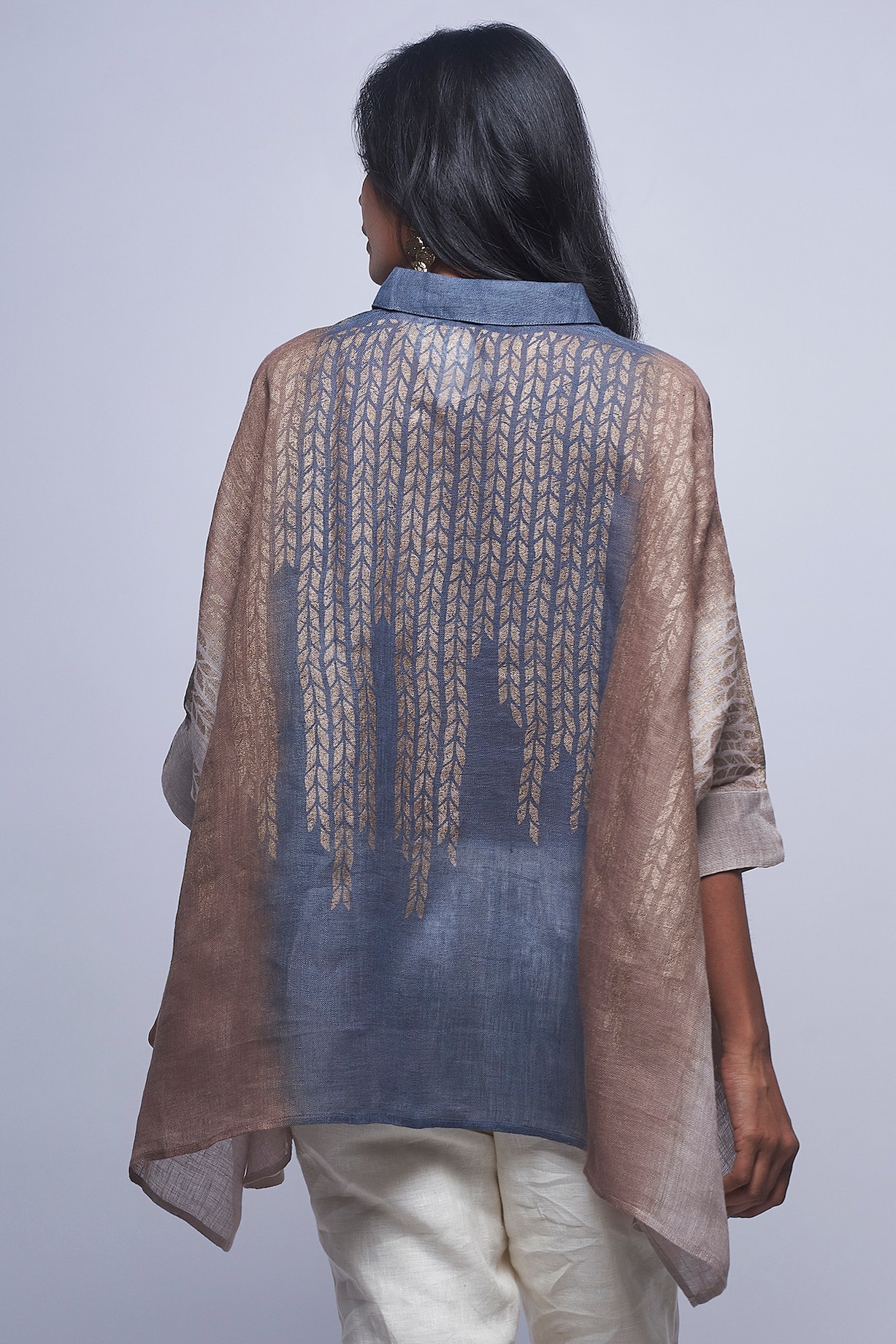 Blue Linen Square Top Design by Kaveri at Pernia's Pop Up Shop 2024
