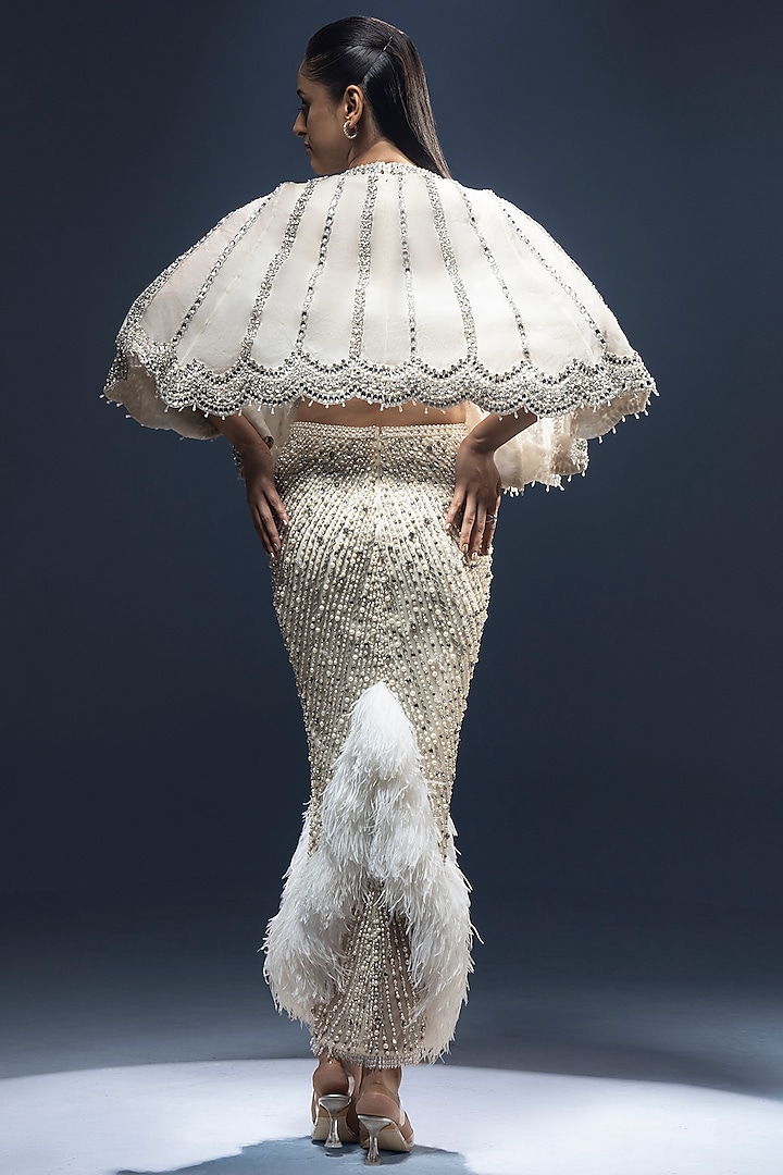 Ivory Organza Hand Embellished Cape Set by Kavita Arora at Pernia's Pop ...