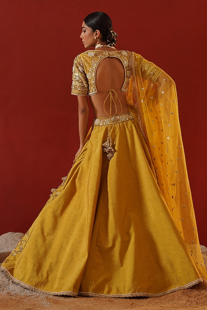 Mustard Dupion Embroidered Wedding Lehenga Set by Kapda Dori at Pernia ...