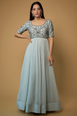 Keerthi Kadire - Buy Lehenga, Kurta Set, Kaftan, Gown Online 2025
