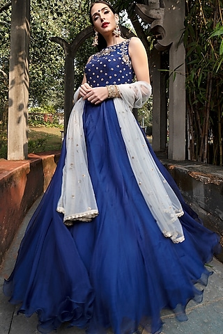 Keerthi Kadire - Buy Lehenga, Kurta Set, Kaftan, Gown Online 2025