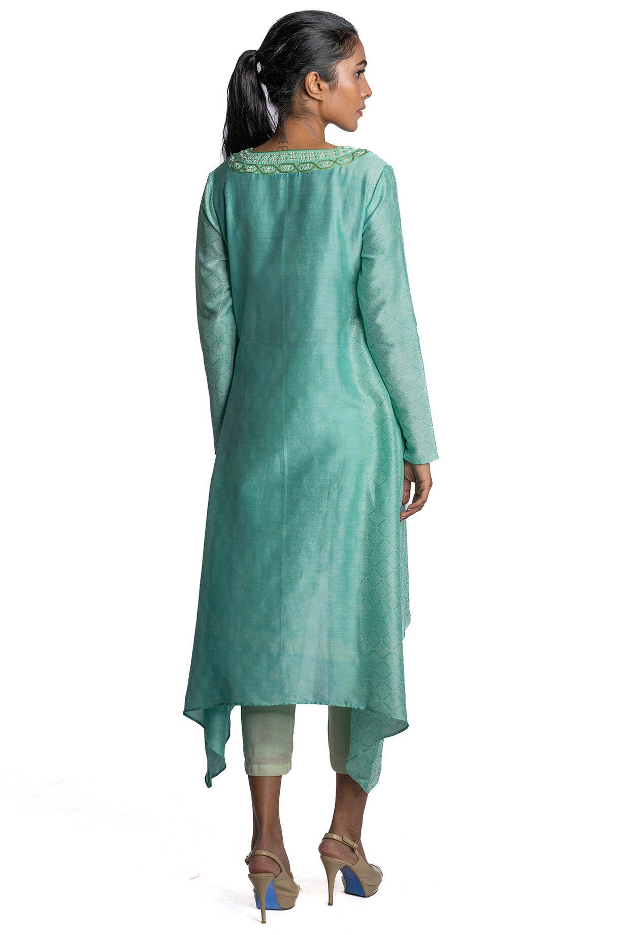 Light Green Printed Tunic Set by Krishna Mehta at Pernia's Pop Up Shop 2024