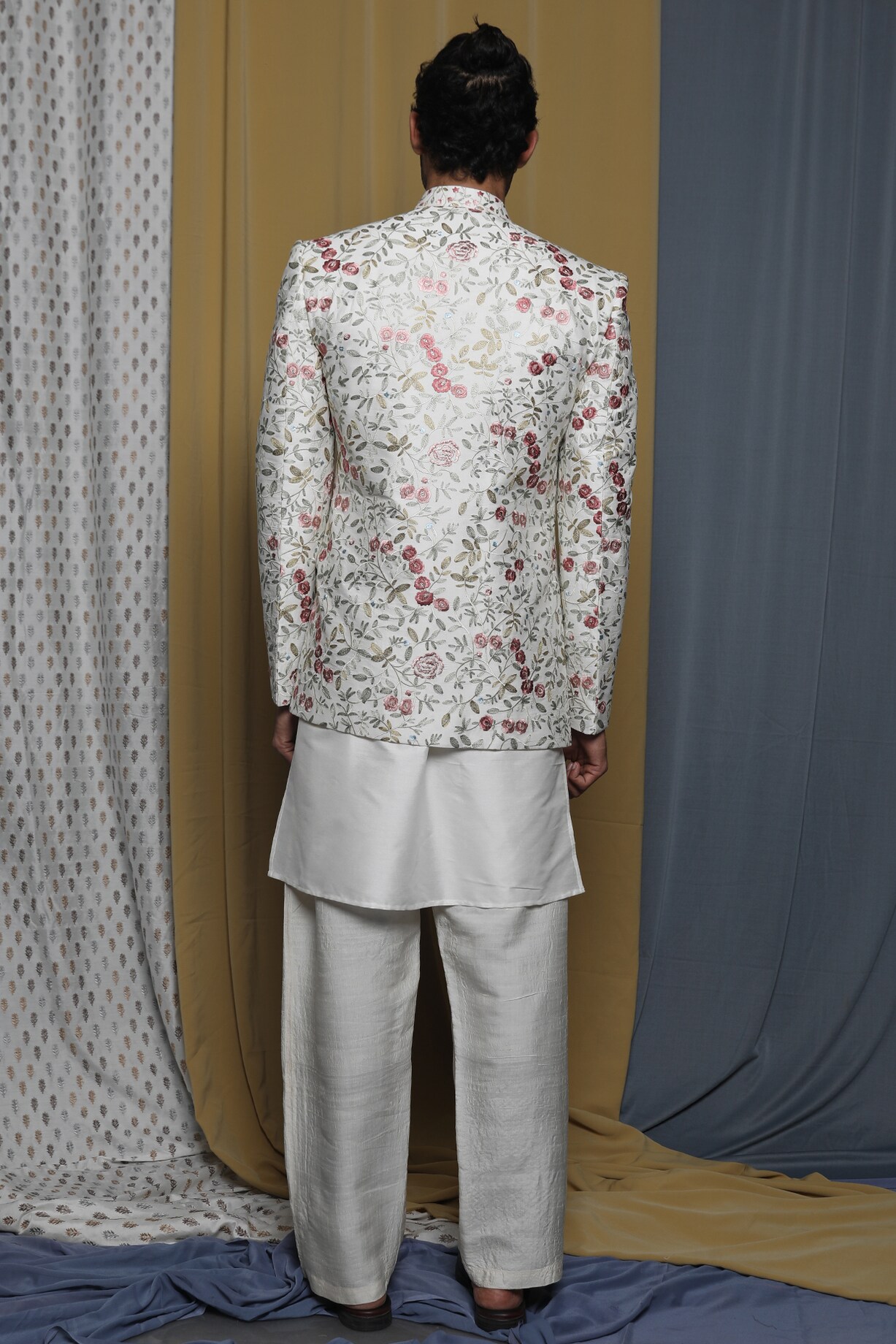 Buy Krishna Mehta Men Off-White Cotton Viscose Embroidered Indowestern ...
