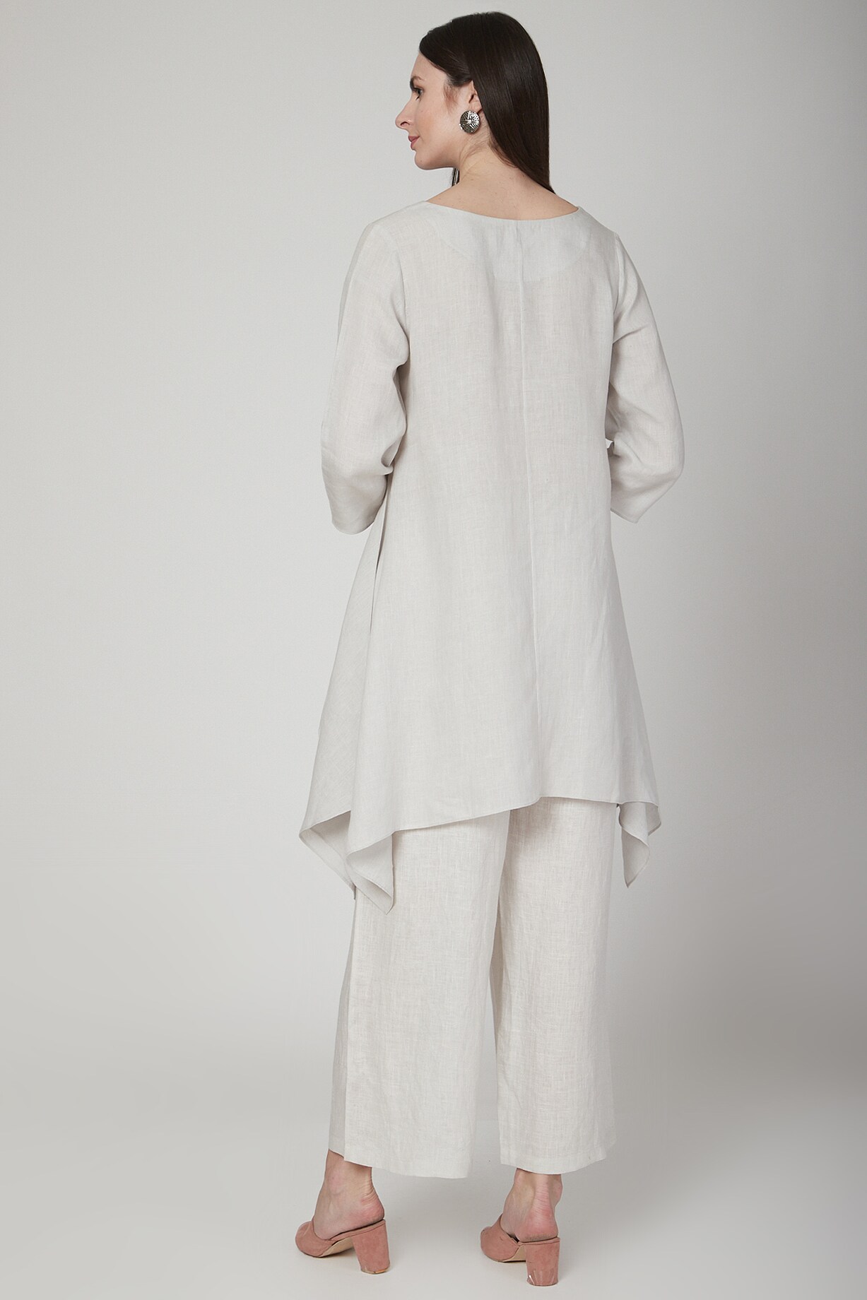 Silver Grey Floral Tunic Design by Linen Bloom at Pernia's Pop Up Shop 2024