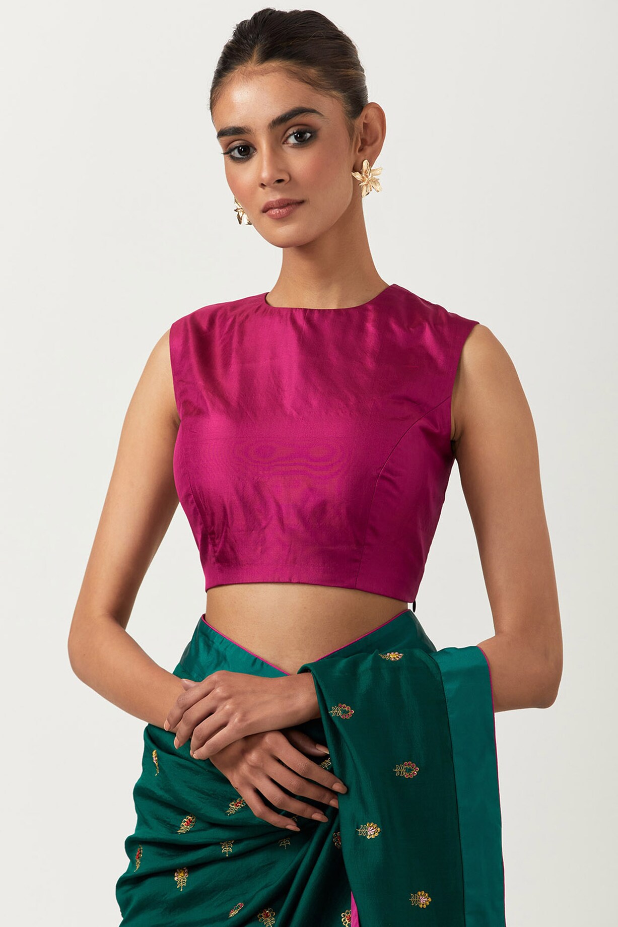 Bottle Green Chiniya Silk Saree Set by Label Earthen Pret at Pernia's ...