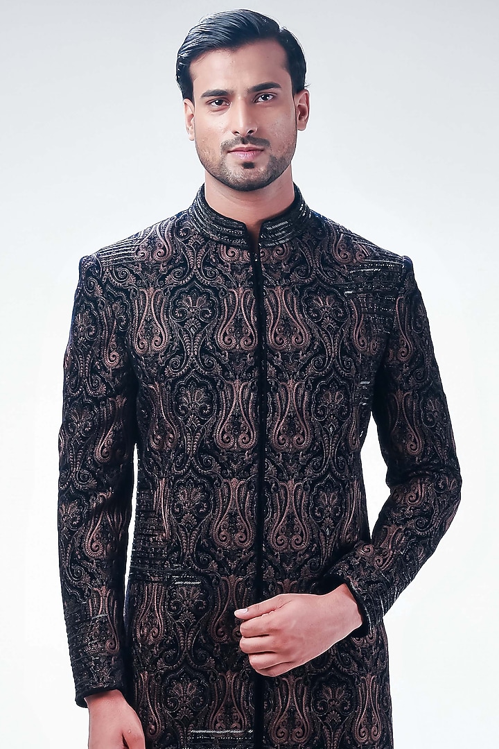 Navy Blue Velvet Cutdana Embroidered Indo-Western Set by Kommal Sood at ...