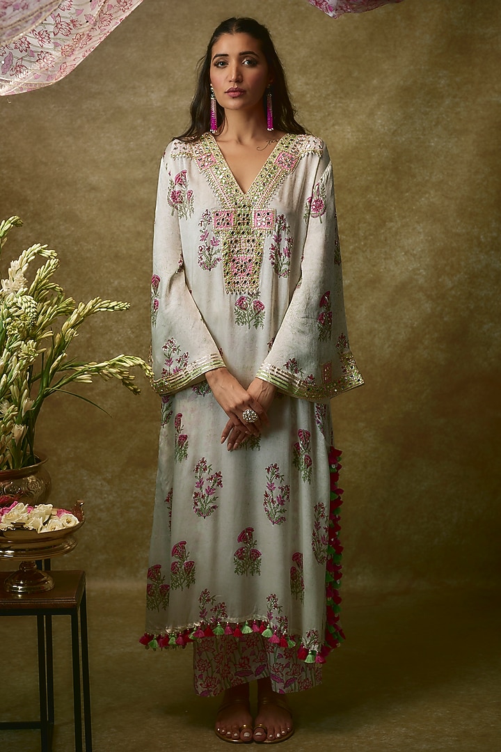 White Mul Satin & Swiss Cotton Kurta Set by Maayera Jaipur at Pernia's Pop Up Shop 2025