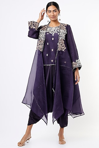 Neon Violet Embroidered Cape Set by Mahi Calcutta at Pernia's Pop Up ...