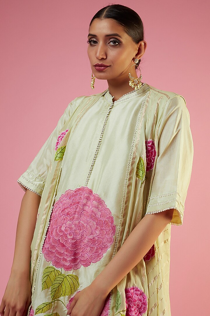 Gold Organza Hand Painted Cape Set by Mahi Calcutta at Pernia's Pop Up ...