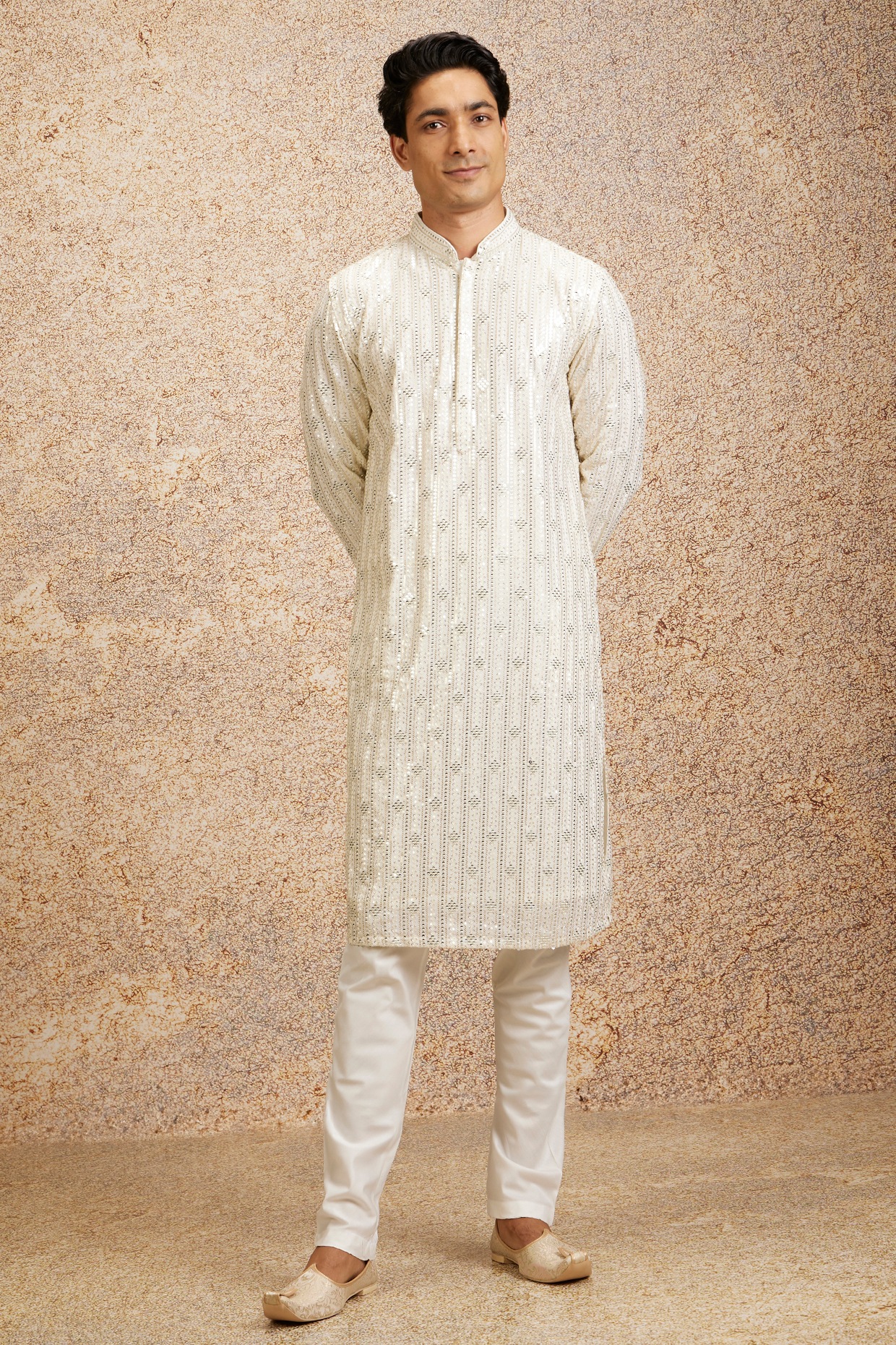 Warm White Georgette Embroidered Kurta Set by Twamev at Pernia's Pop Up ...