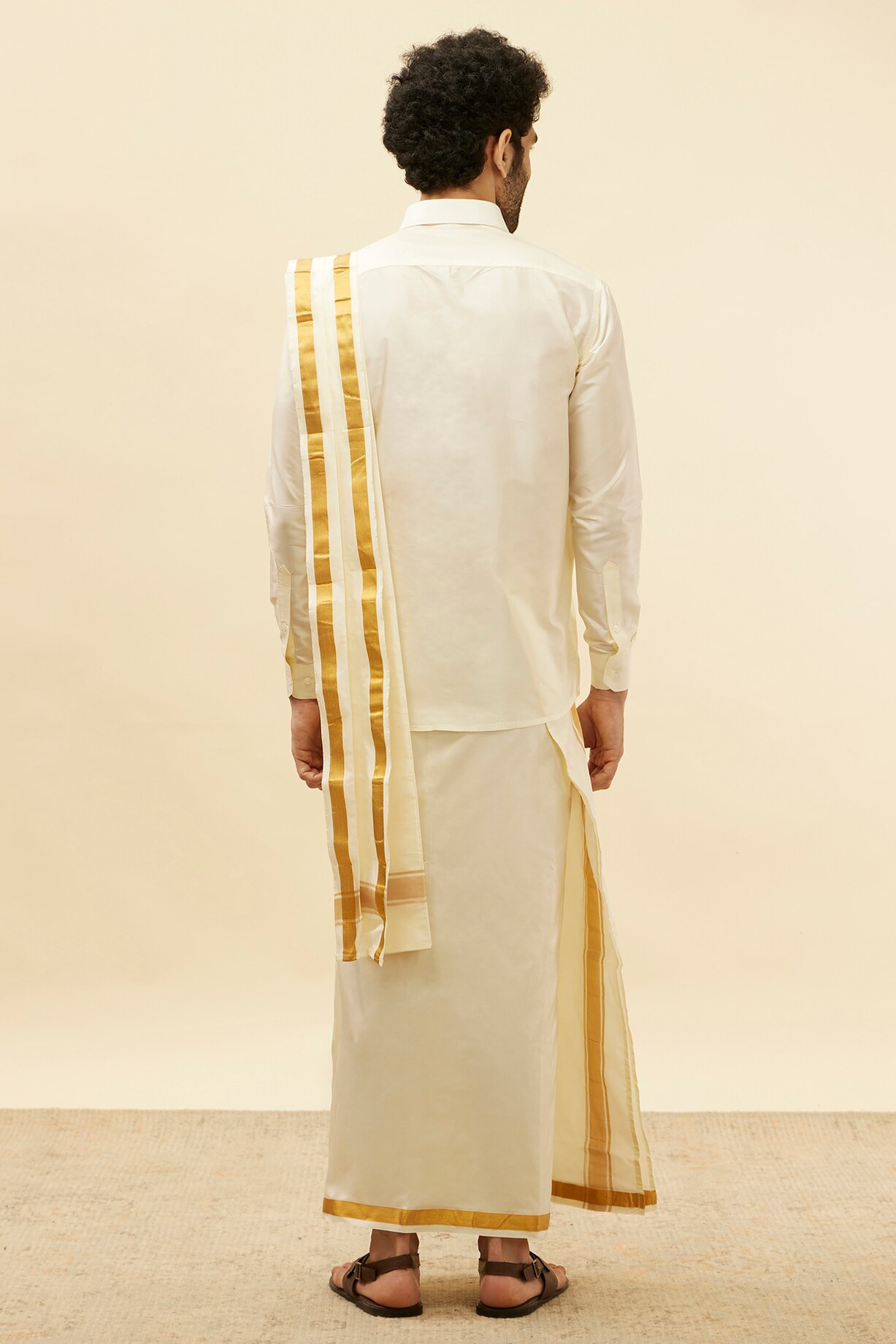 Cream Silk Veshti Set by Manyavar at Pernia's Pop Up Shop 2025