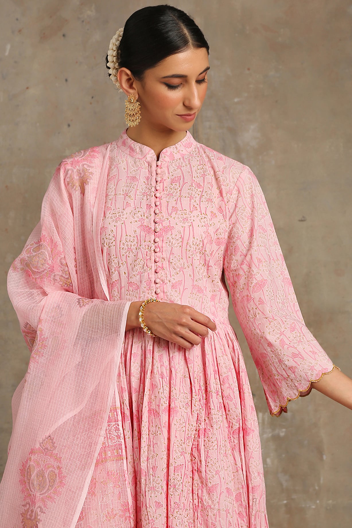 Pink Floral Hand Printed Gathered Kurta Set by Maison Shefali at Pernia's Pop Up Shop 2024