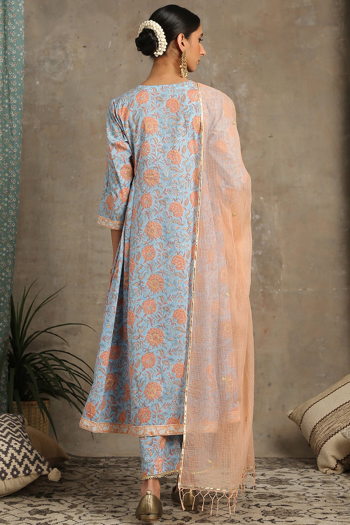 Blue Hand Printed Kurta Set by Maison Shefali at Pernia's Pop Up Shop 2025