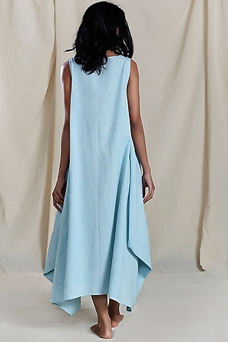 Mati : Buy Designer Womenswear Dresses, Tops, Pants Online 2021