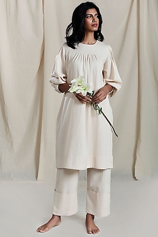 Mati : Buy Designer Womenswear Dresses, Tops, Pants Online 2021