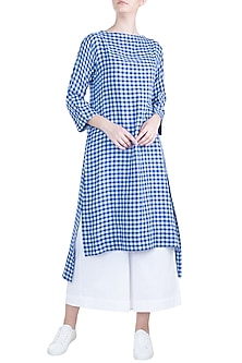 Mati Designer , Collections at Pernia’s pop up shop