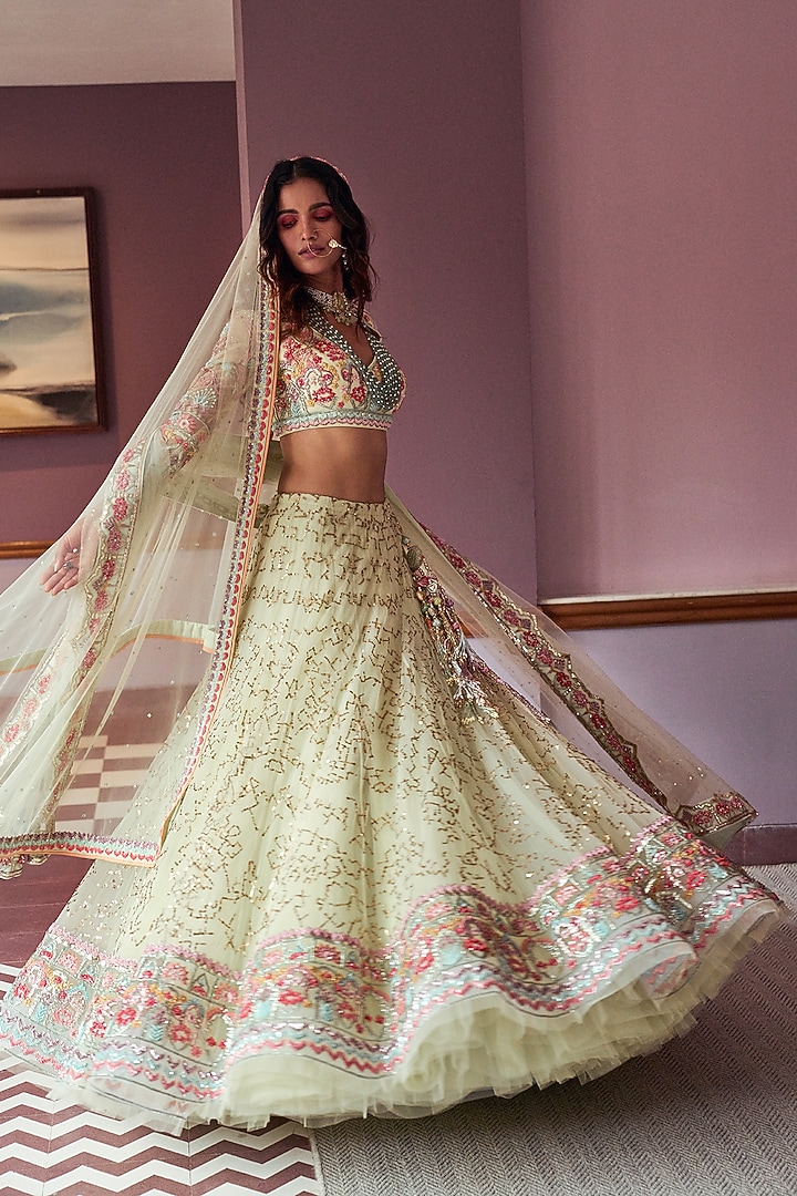 Green Hand Embellished Bridal Lehenga Set by Mynah Designs By Reynu ...