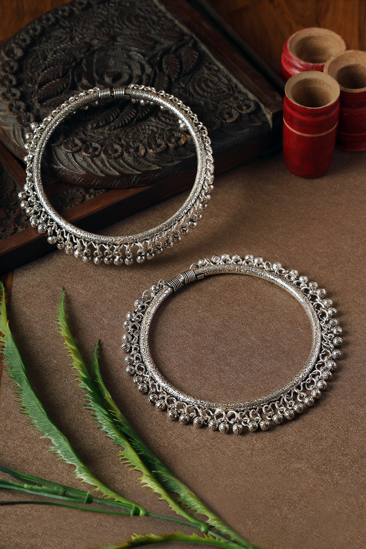 White Finish Ghungroo Textured Leg Kada In Sterling Silver by Mero at ...
