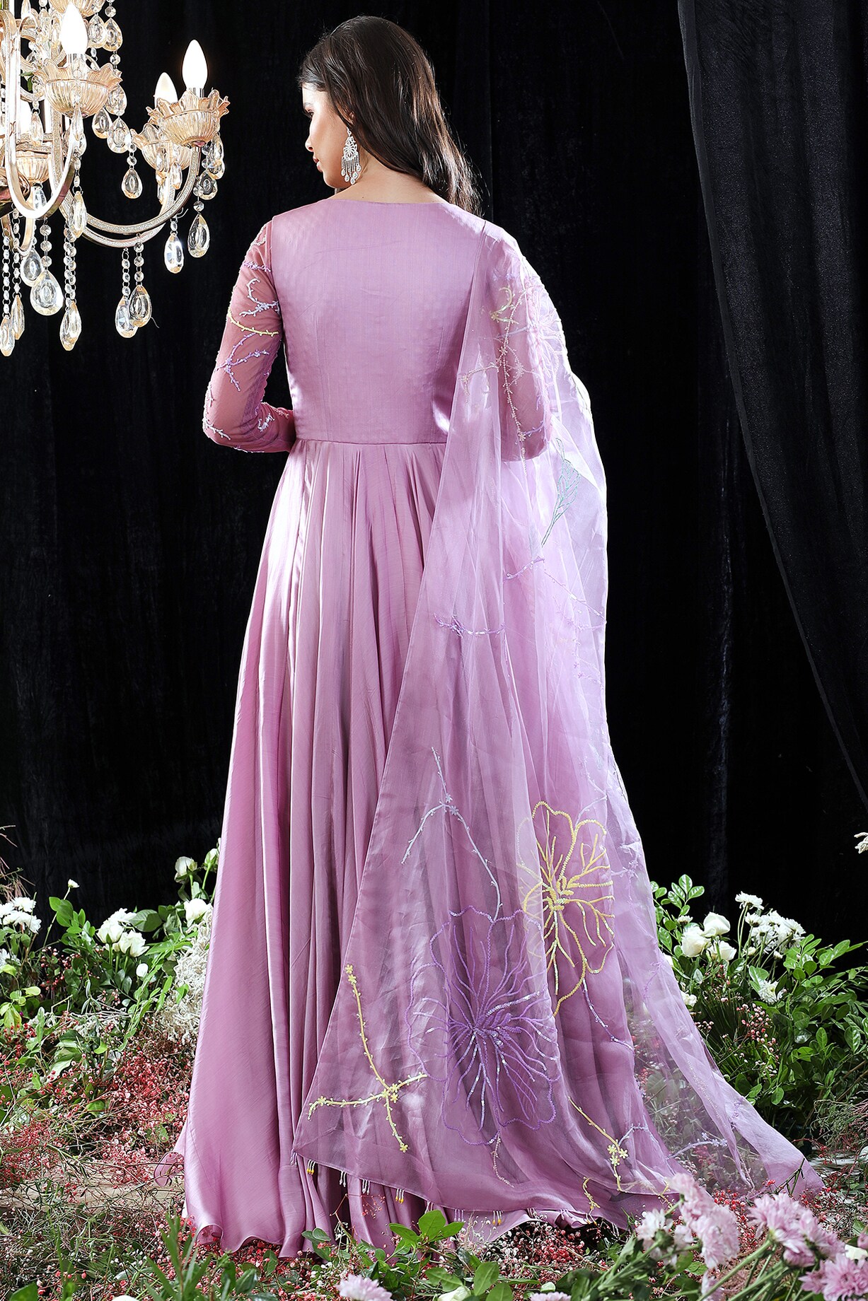 Lilac Embroidered Anarkali Set by Mahima Mahajan at Pernia's Pop Up Shop 2026