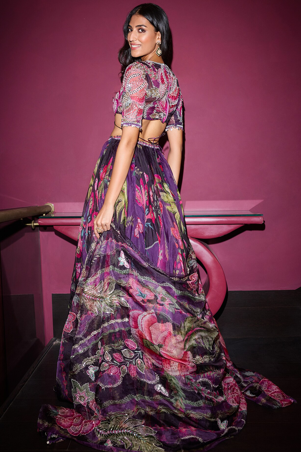 Grapevine Organza Wedding Lehenga Set by Mahima Mahajan at Pernia's Pop ...