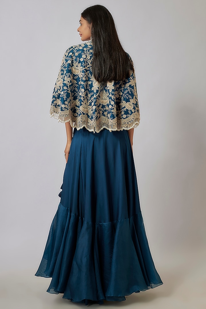 Peacock Blue Dupion Thread Work Cape Set by Minaxi Dadoo at Pernia's ...