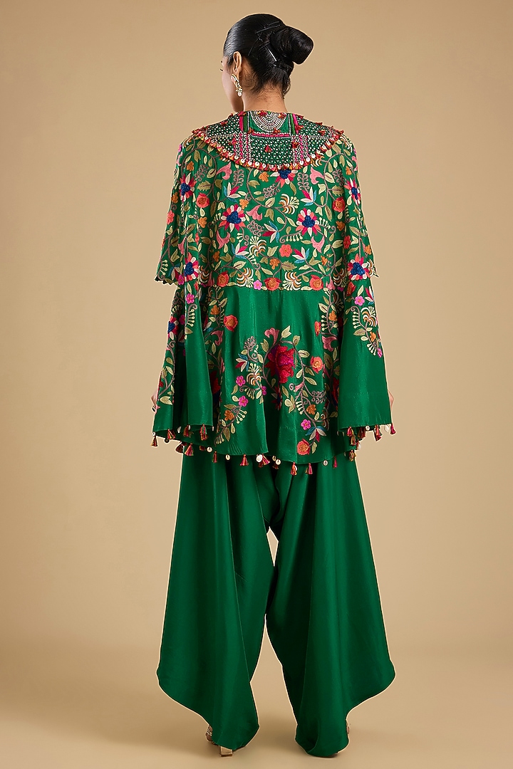Green Dupion Silk Embroidered Cape Set by Minaxi Dadoo at Pernia's Pop ...
